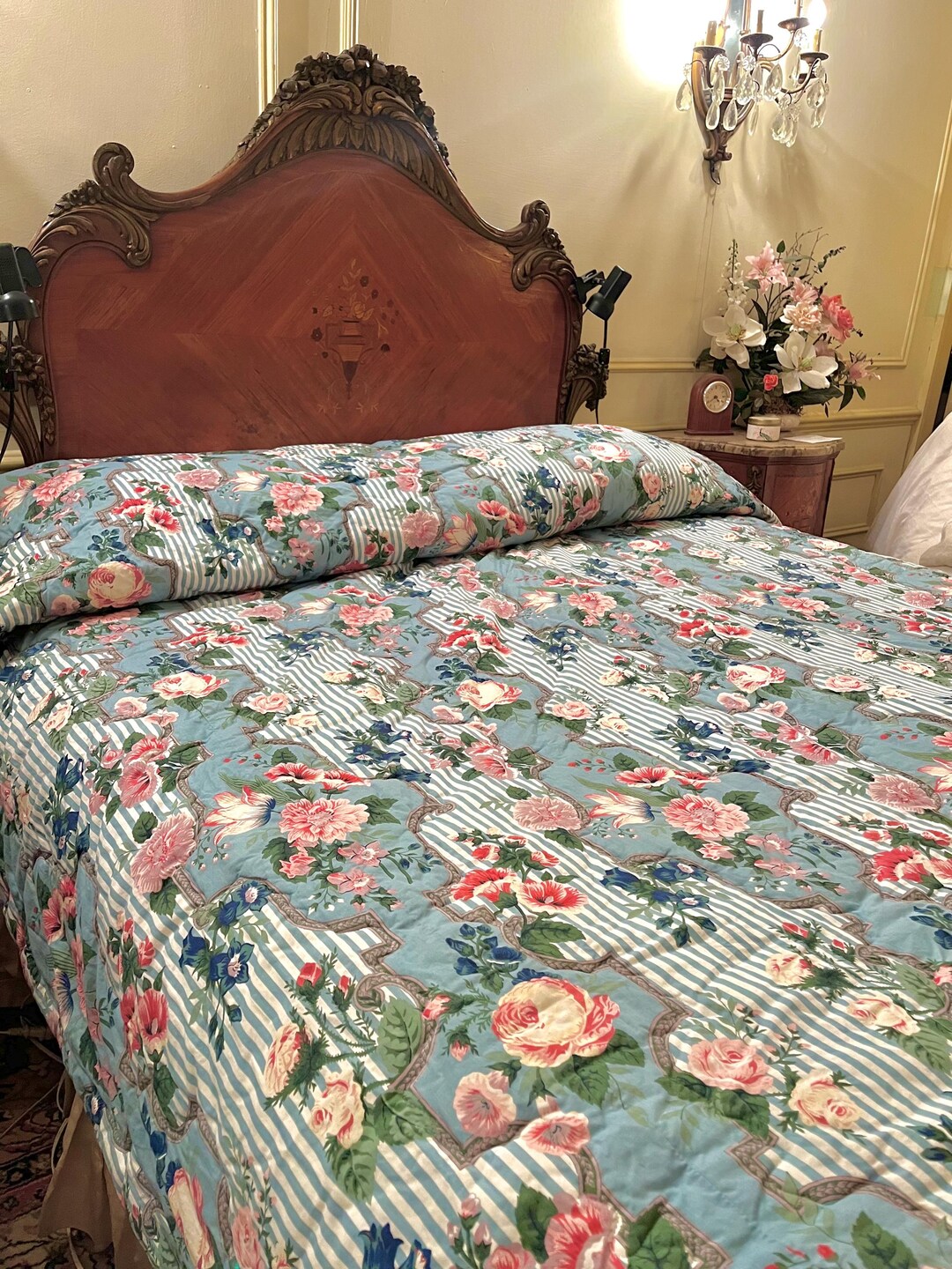 Vintage NEW Queen Quilted Blue Floral Striped Tailored Corner Victorian ...