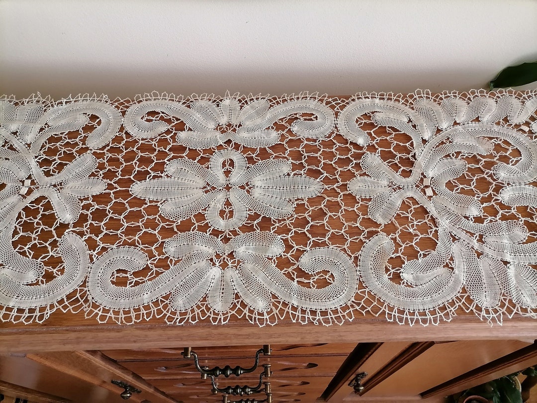 Rare, Unique Tablecloth,antique, Bobbin Lace Hand-knitted 120/40 Cm - Etsy