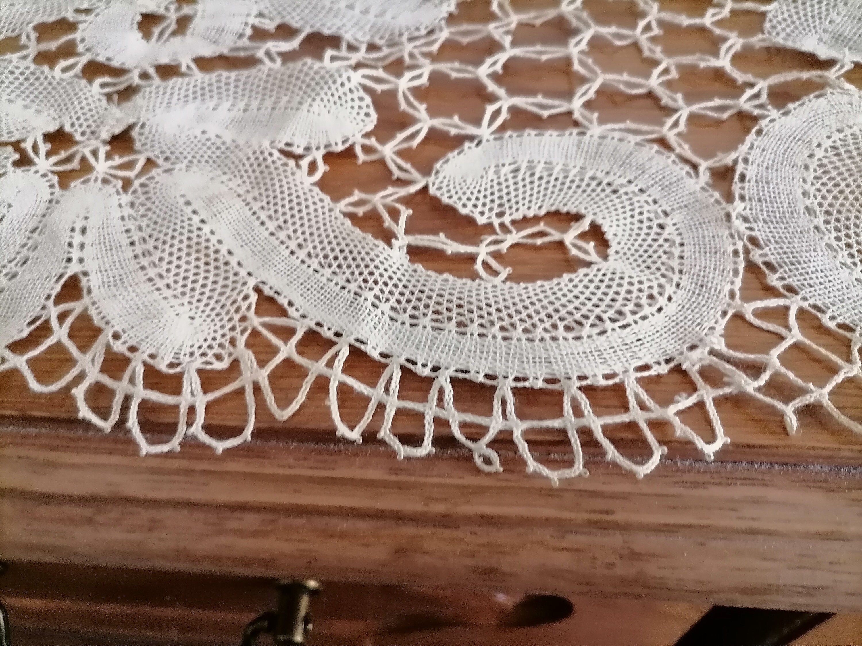 Rare, Unique Tablecloth,antique, Tambour Lace Doily,vintage Venecian ...
