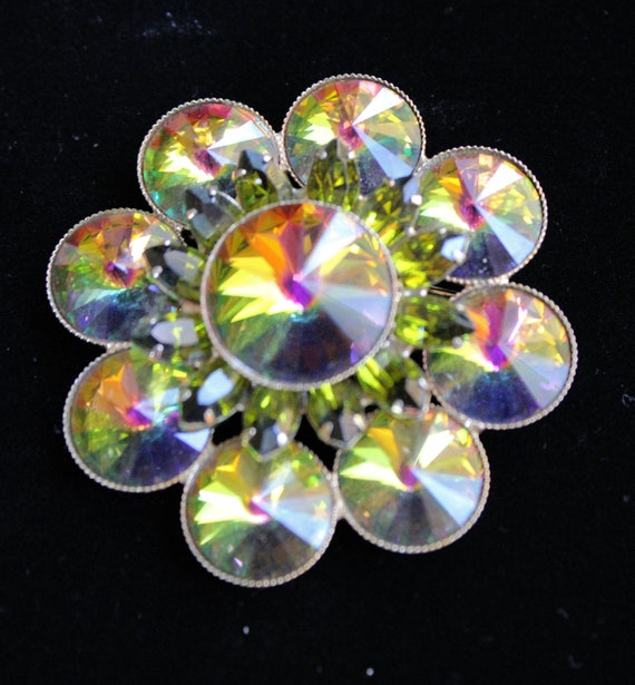 Vintage Margarita Rivoli Glass Rhinestone Brooch/ Pin - Gem