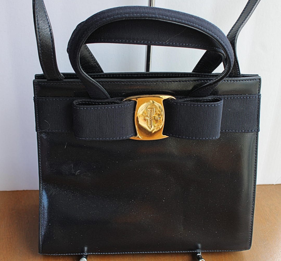Vintage Ferragano Black Vara Bow Shoulder Handbag/purse RESERVED - Etsy