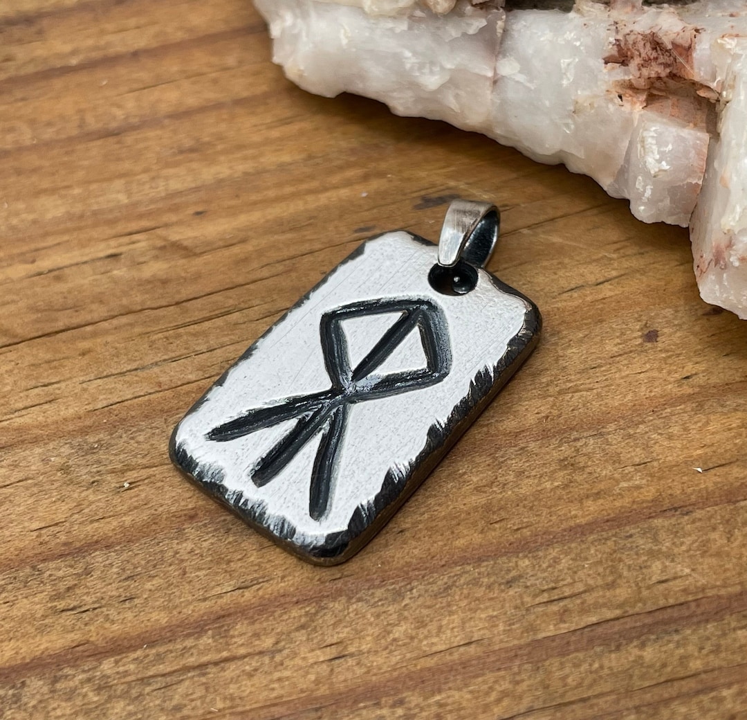 Mens Viking Pendant Courage Rune Necklace Personalized Gift for Him ...