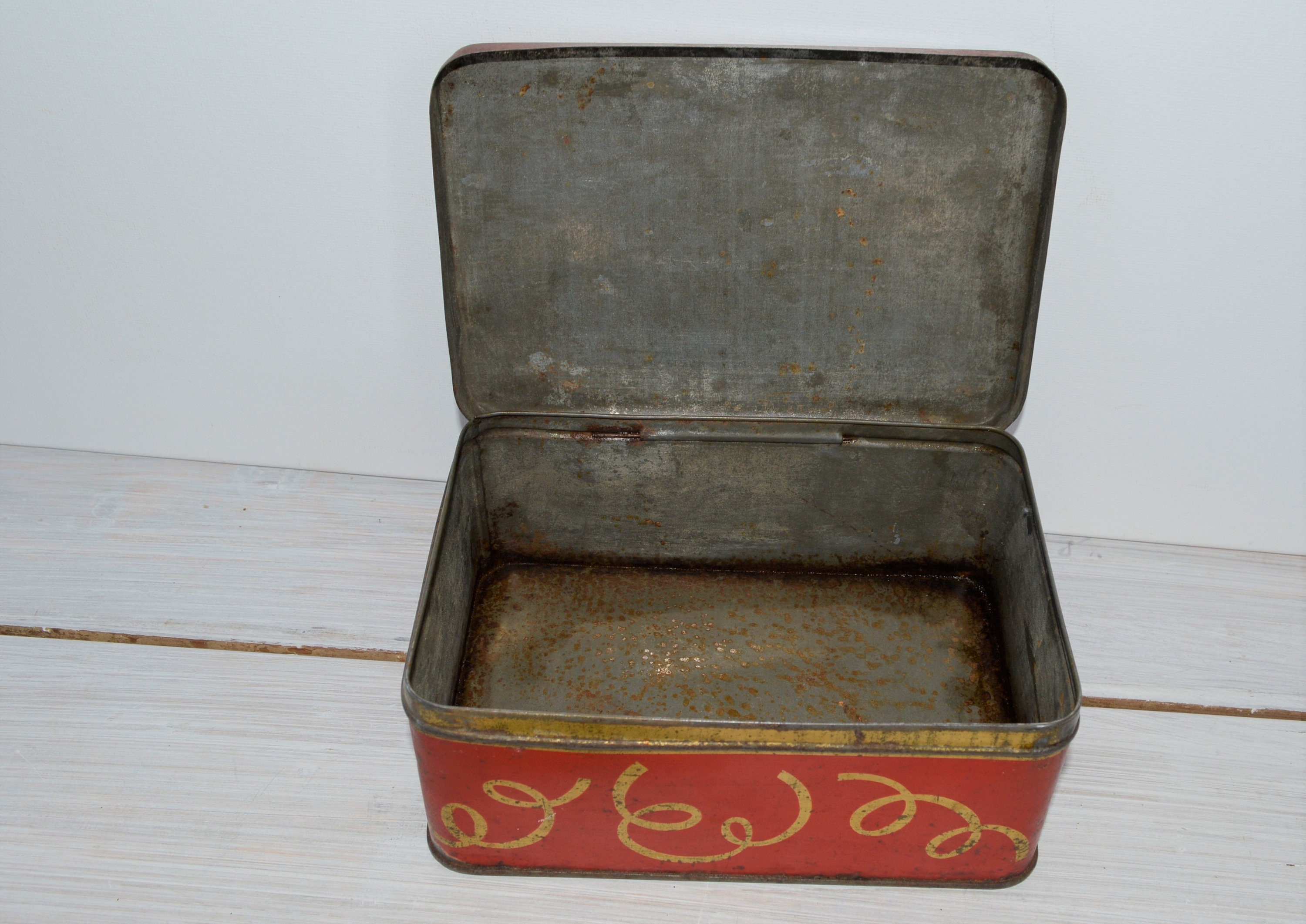 Red Vintage Biscuit Tin Collectible French Tin Box with Lid | Etsy