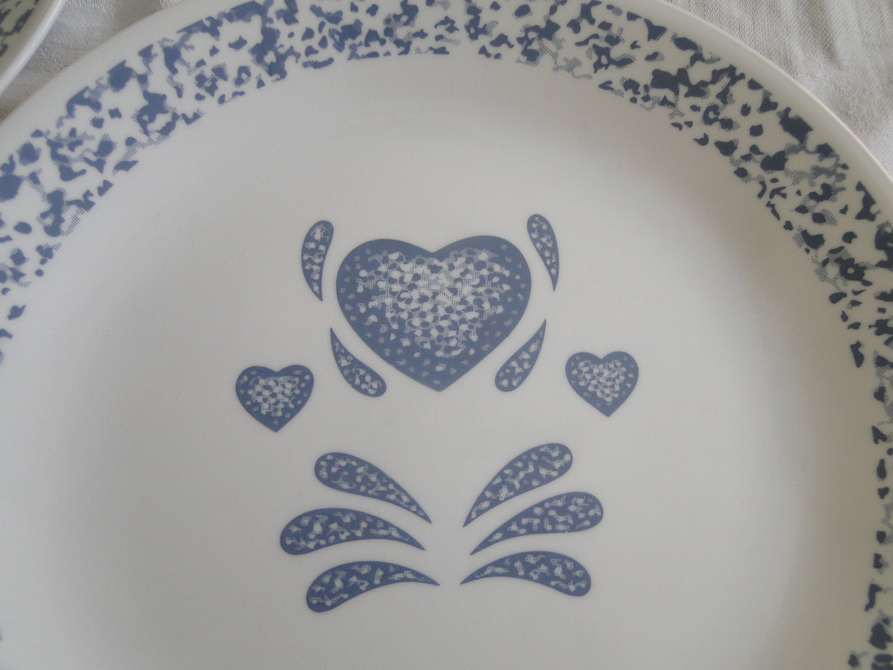 Set of 2 Corning Corelle BLUE HEARTS Pattern "flat Style" 10-1/4 ...