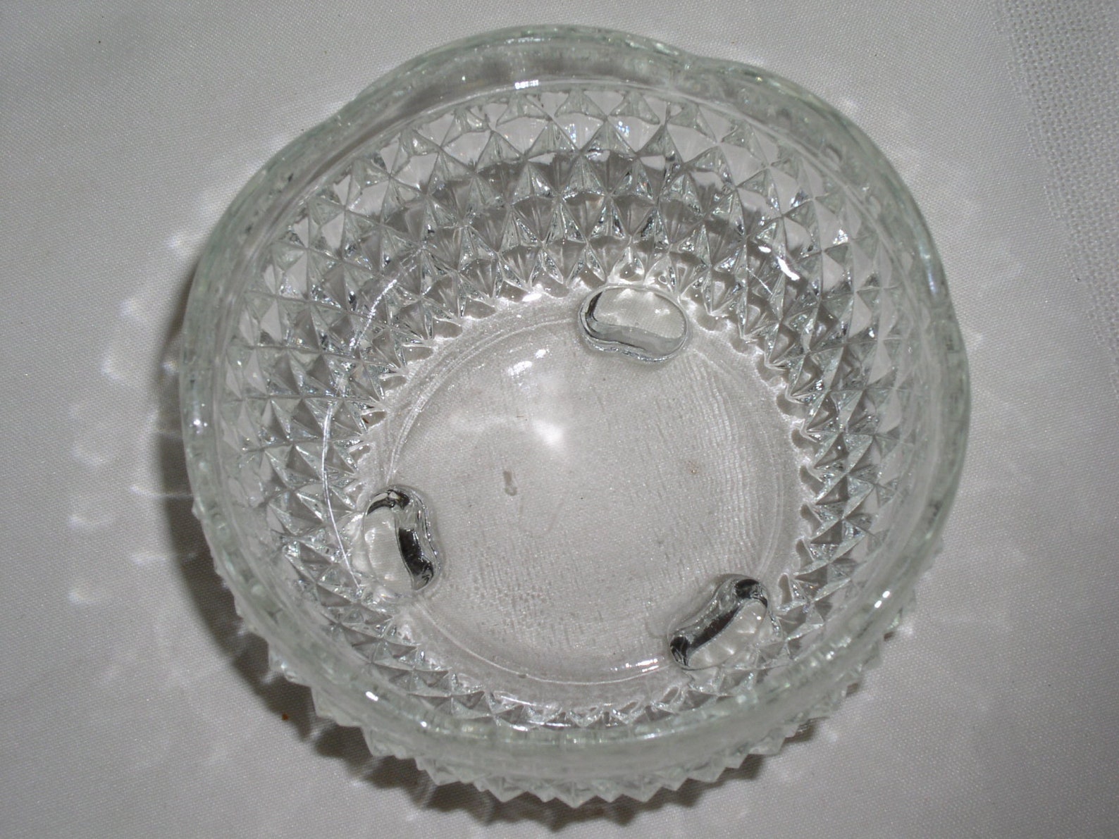 Indiana Glass DIAMOND POINT Pattern Clear Glass 3-toed Candy / Nut Bowl ...