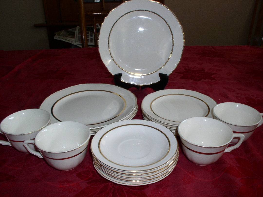 Crown Potteries GOLD BAND 16pc Dinnerware Set - Serves 4 - Etsy