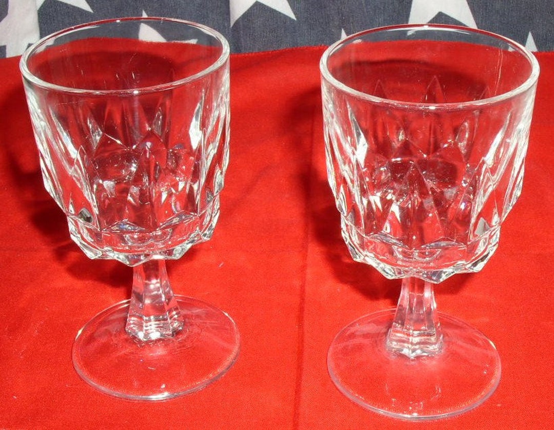 Set of 2 Arcoroc ARTIC Pattern Clear Glass 4-3/4" Wine Glasses - Etsy