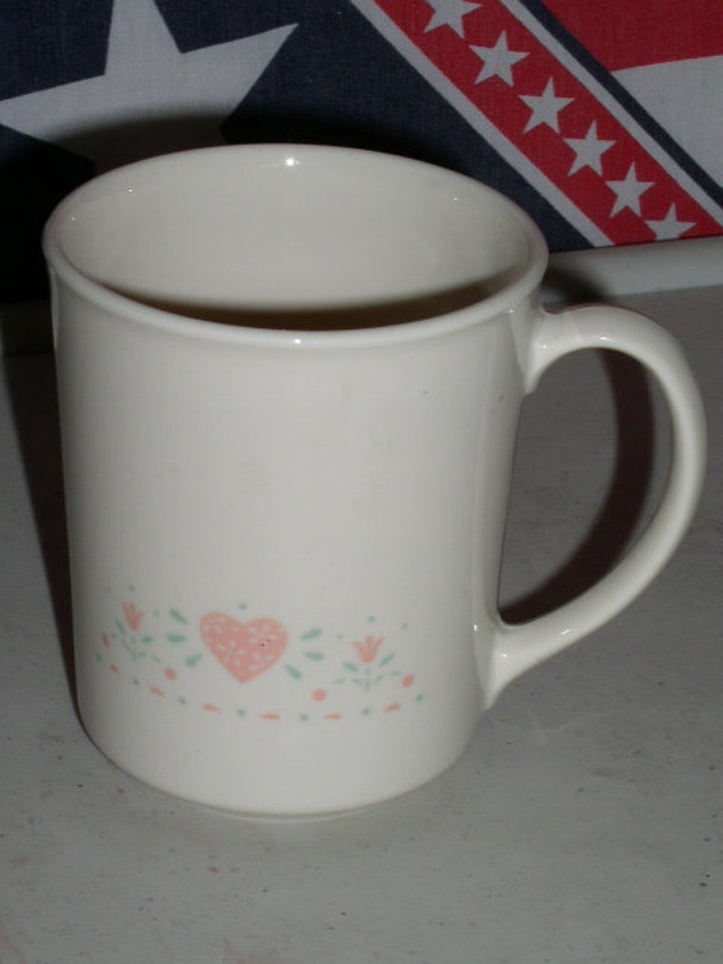 Set of 2 Corning Corelle FOREVER YOURS Pattern Straight Sided Coffee ...