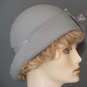 Gray Felt Slanted Brim Cloche, Gray Felt Hat With Velvet Buds, Vintage ...