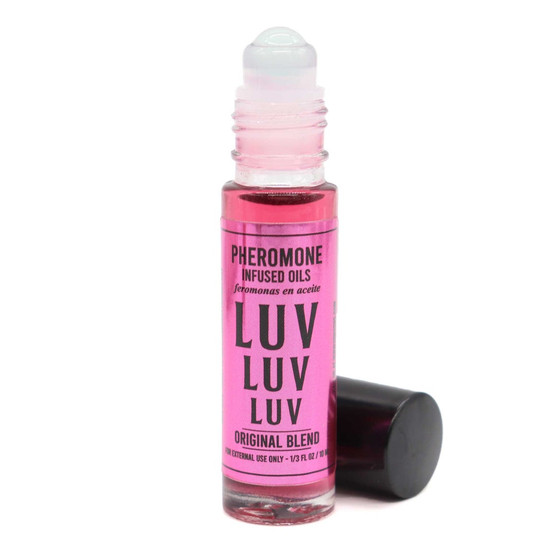 Luv Luv Luv Pheromone Oil Love Spell Scent of Attraction Intense Love ...