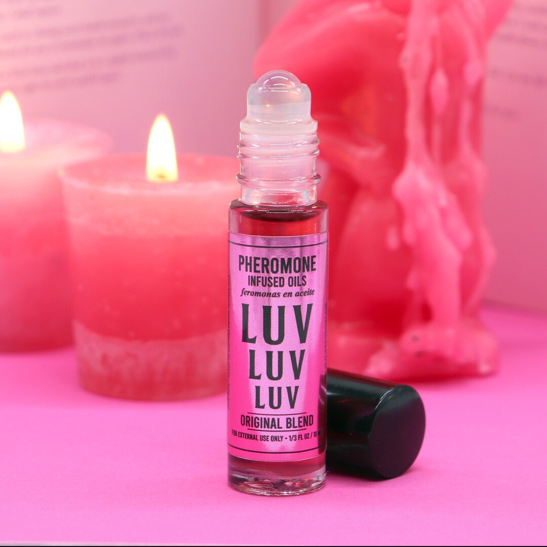 Luv Luv Luv Pheromone Oil Love Spell Scent of Attraction Intense Love ...