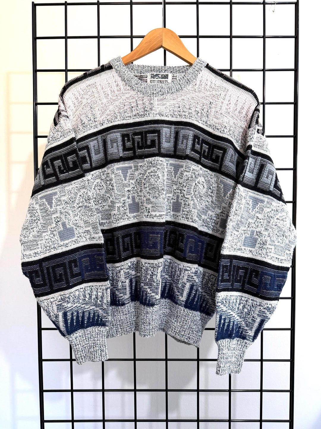 80s Greek Key Sweater / Women's MEDIUM - LARGE / Pastel Pink, Static ...