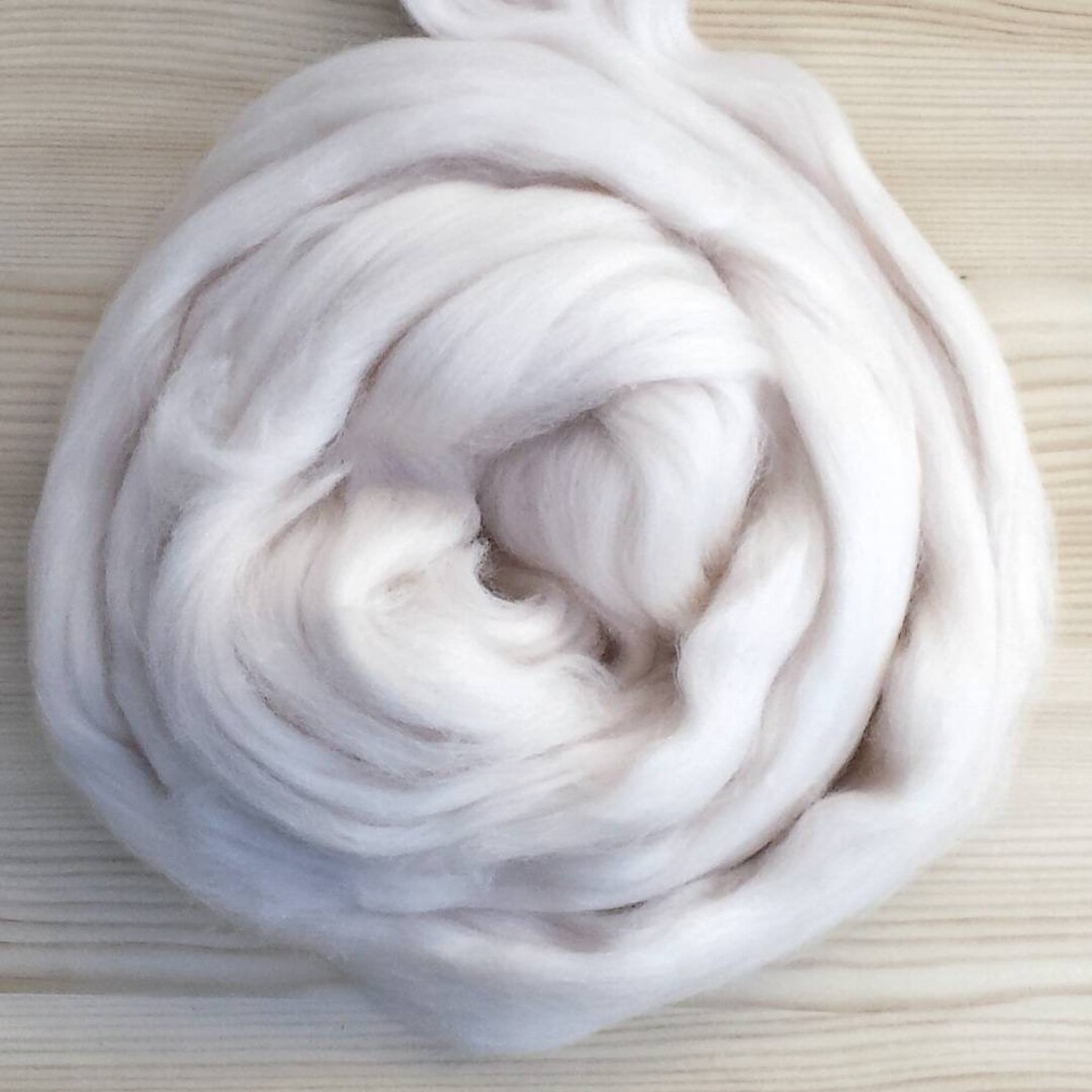 Oyster White Merino Wool Tops / Roving / Fleece felting Spinning ...