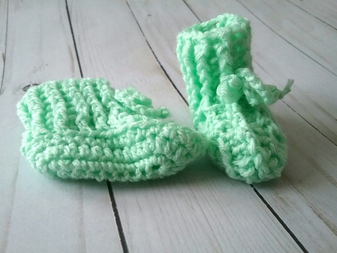 Green Baby Booties, Gender Neutral Baby Booties, Baby Shower Gift for ...