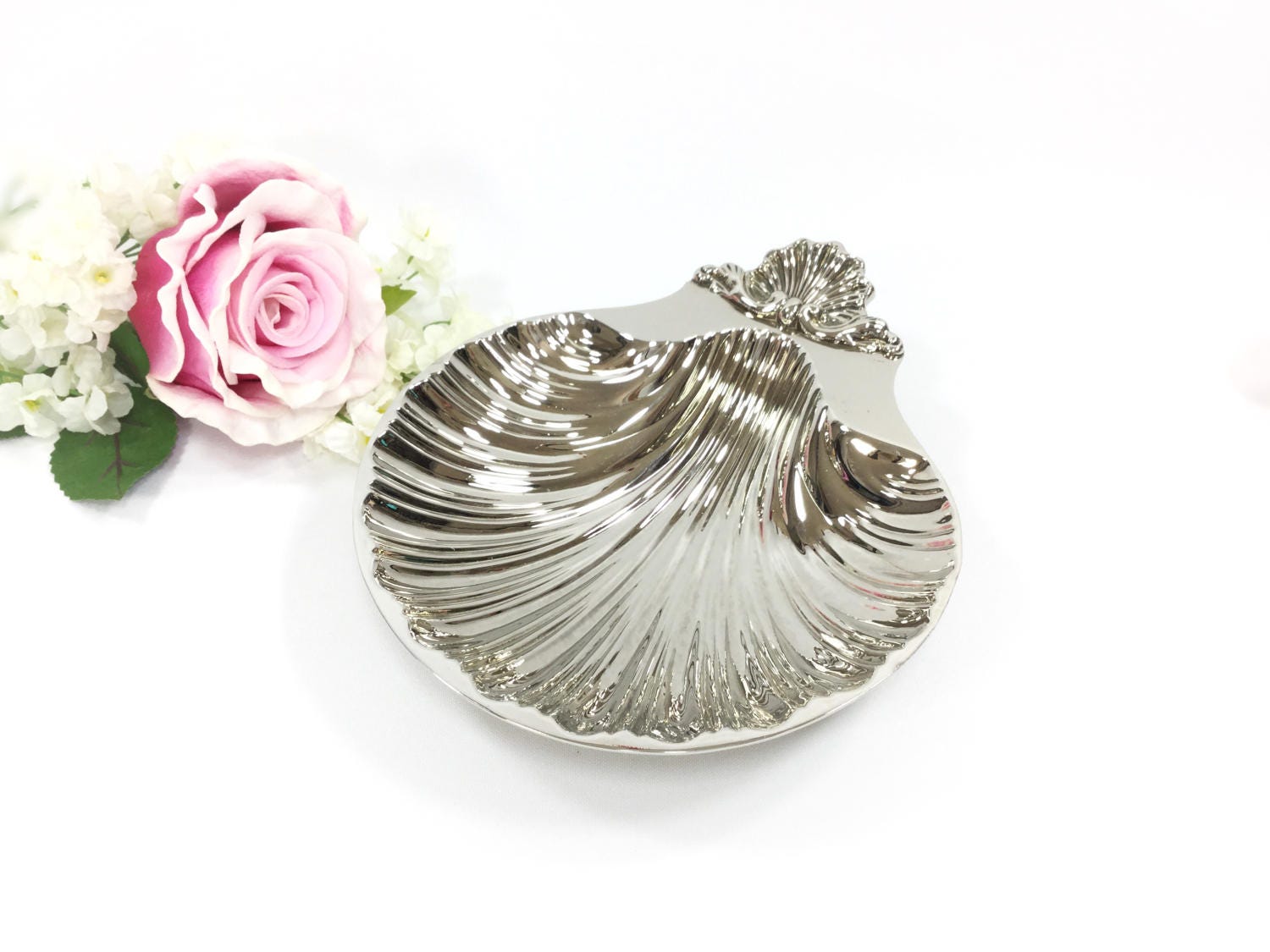Large Vintage Silver Plated 3 Footed Clam Shell Dish, Beach Decor ...