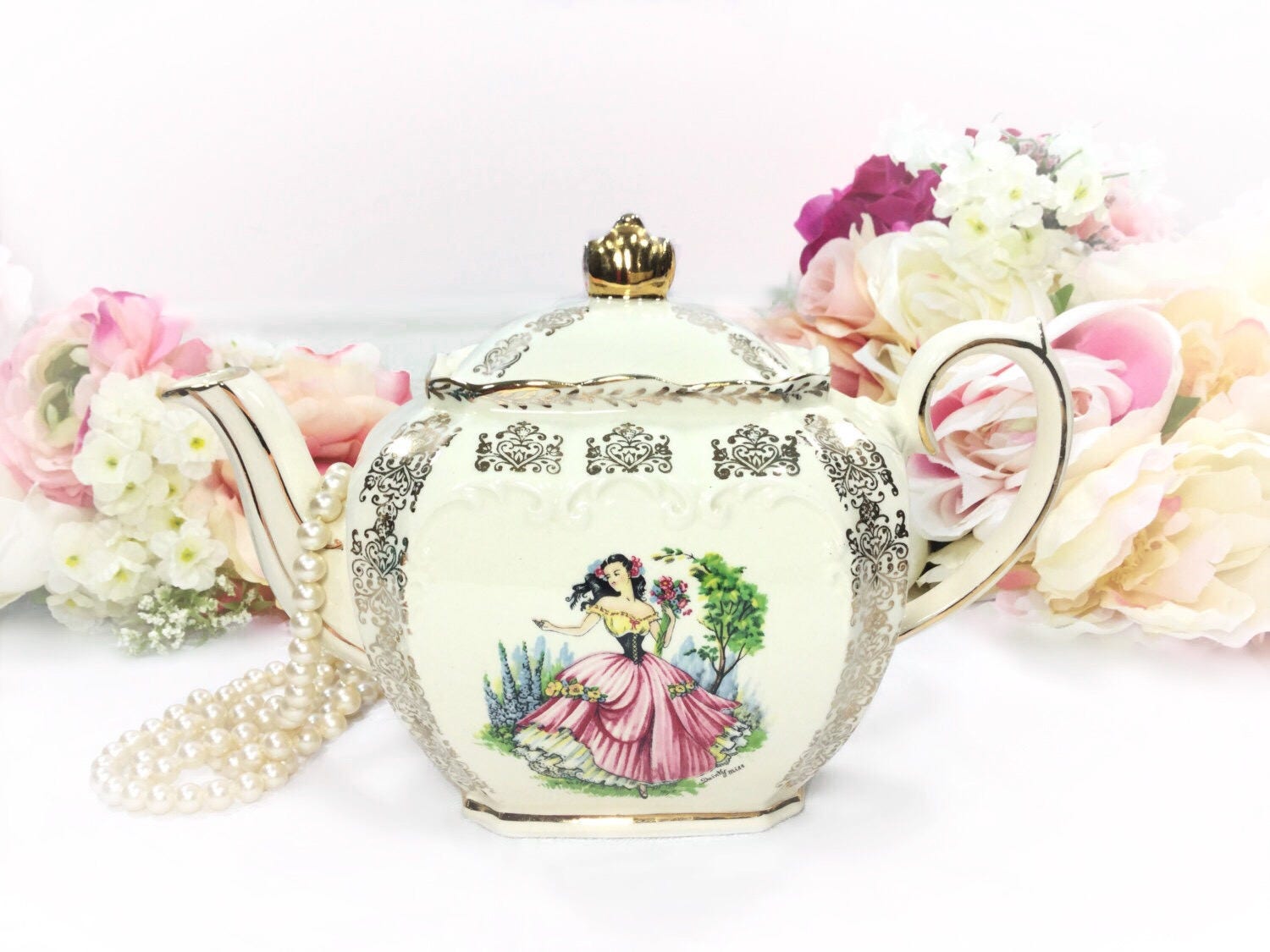 Elegant Cubed Sadler Dainty Miss Teapot, Dainty Miss English Teapot ...
