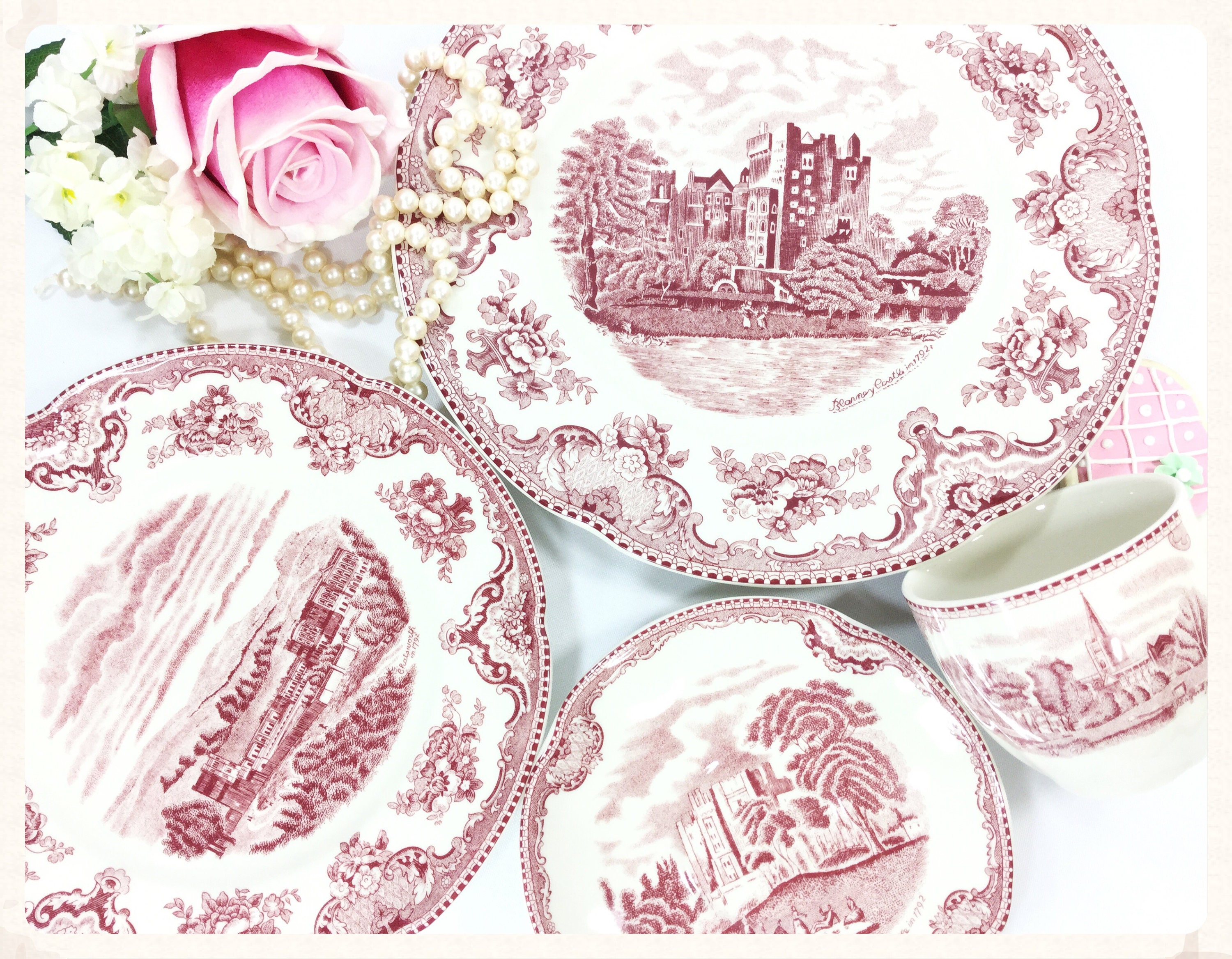 28 Piece Johnson Brothers Old Britain Castles Dinnerware Set, English ...