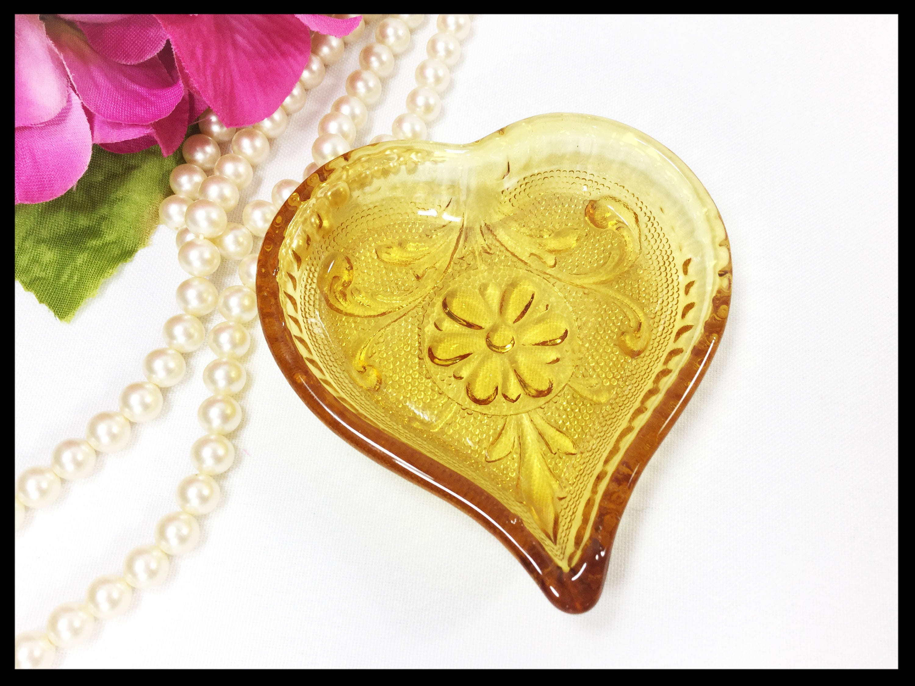 Set of 2 Amber Tiara Heart Shaped Dishes, Garish Dish, Amber Tiara Nut ...