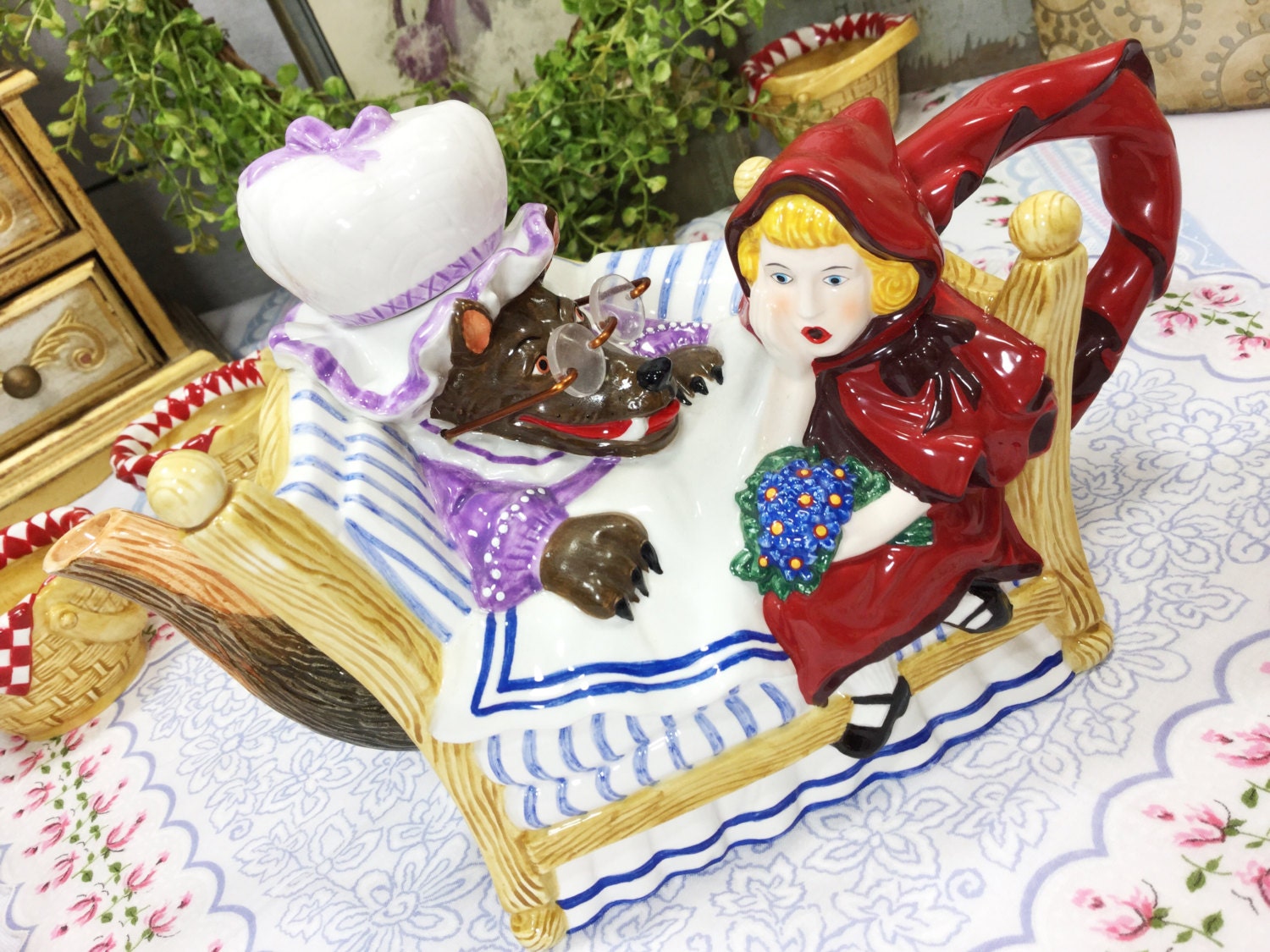 Little Red Riding Hood Tea Set, Retired Collectors Set, Dept. 56 ...