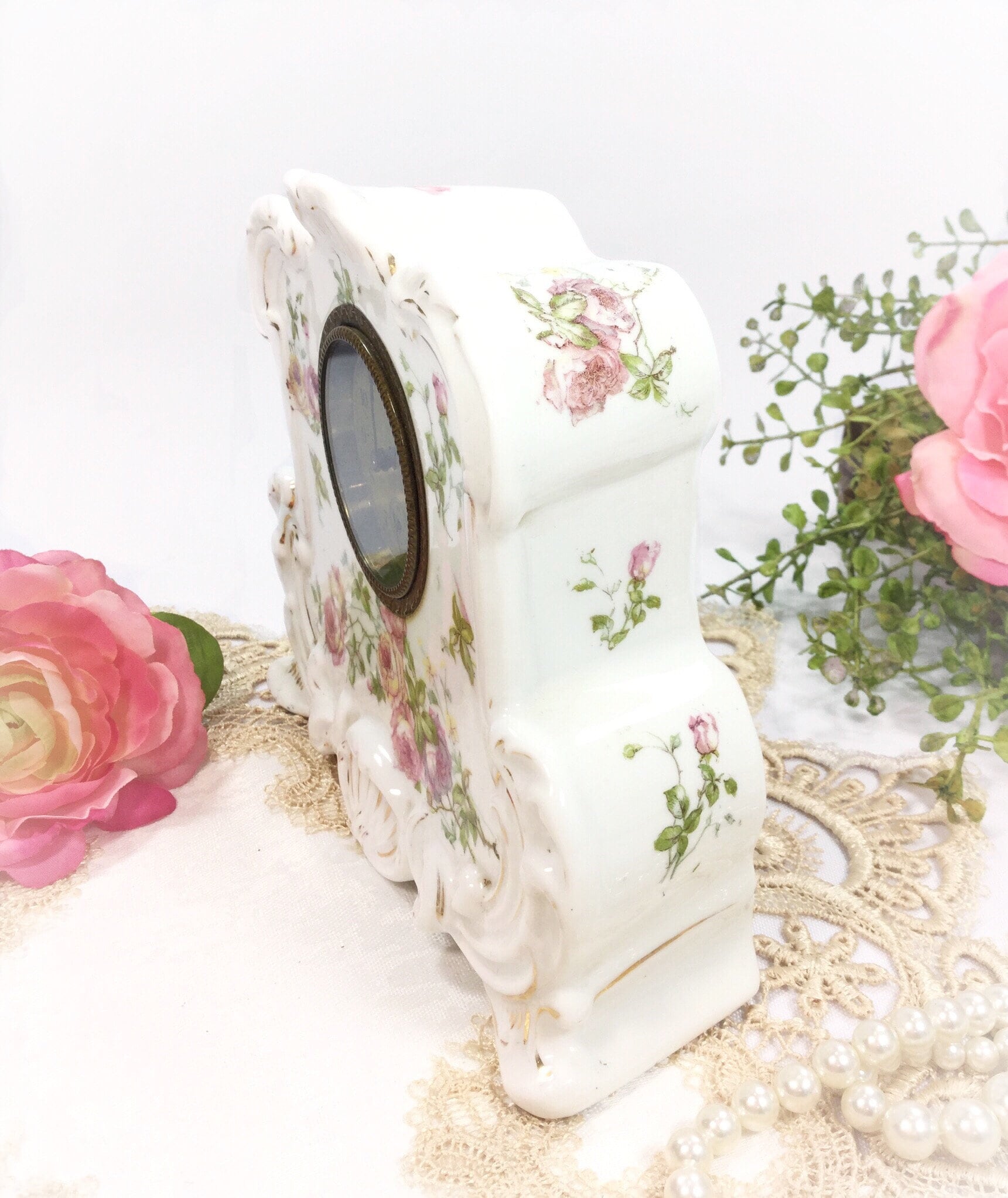 New Haven Pink Floral Victorian Style Boudoir Mantel Porcelain Wind Up ...