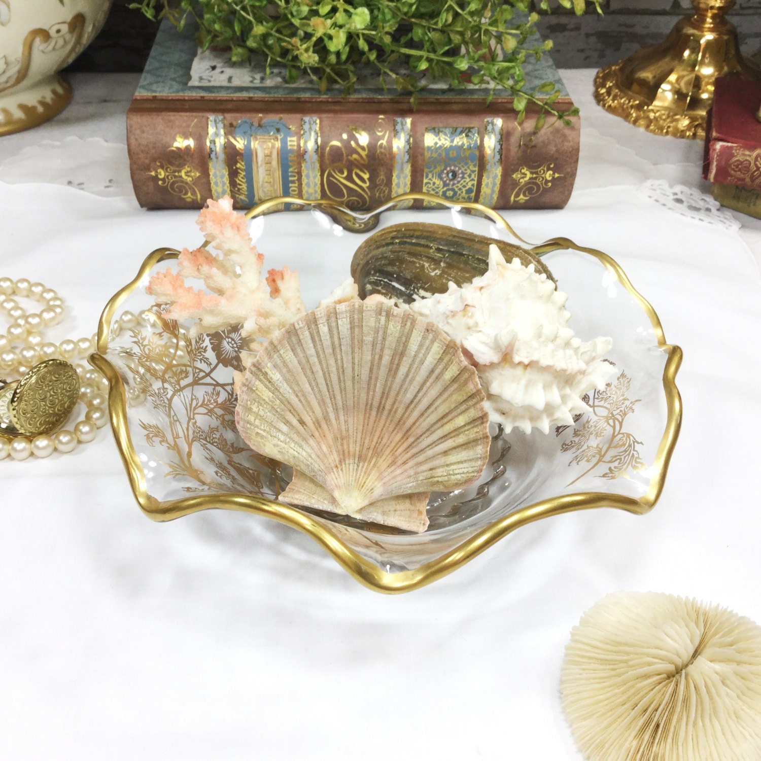 Exquisite Gold Floral Overlay Glass Bowl W/Ruffled Gold Gilt Edging ...
