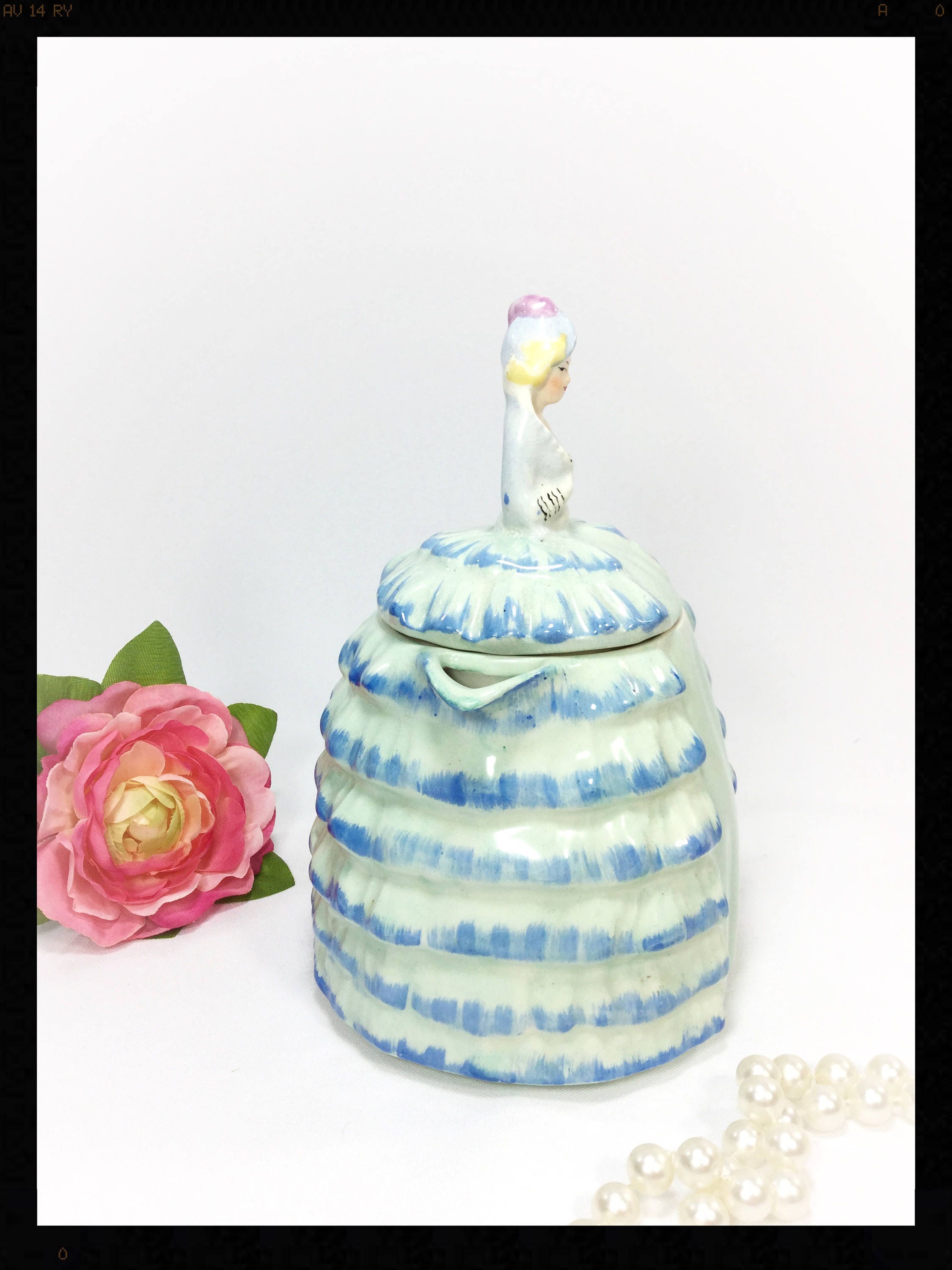 Blue Sadler Ye Daintee Ladyee Teapot, Crinoline Lady Teapot ...