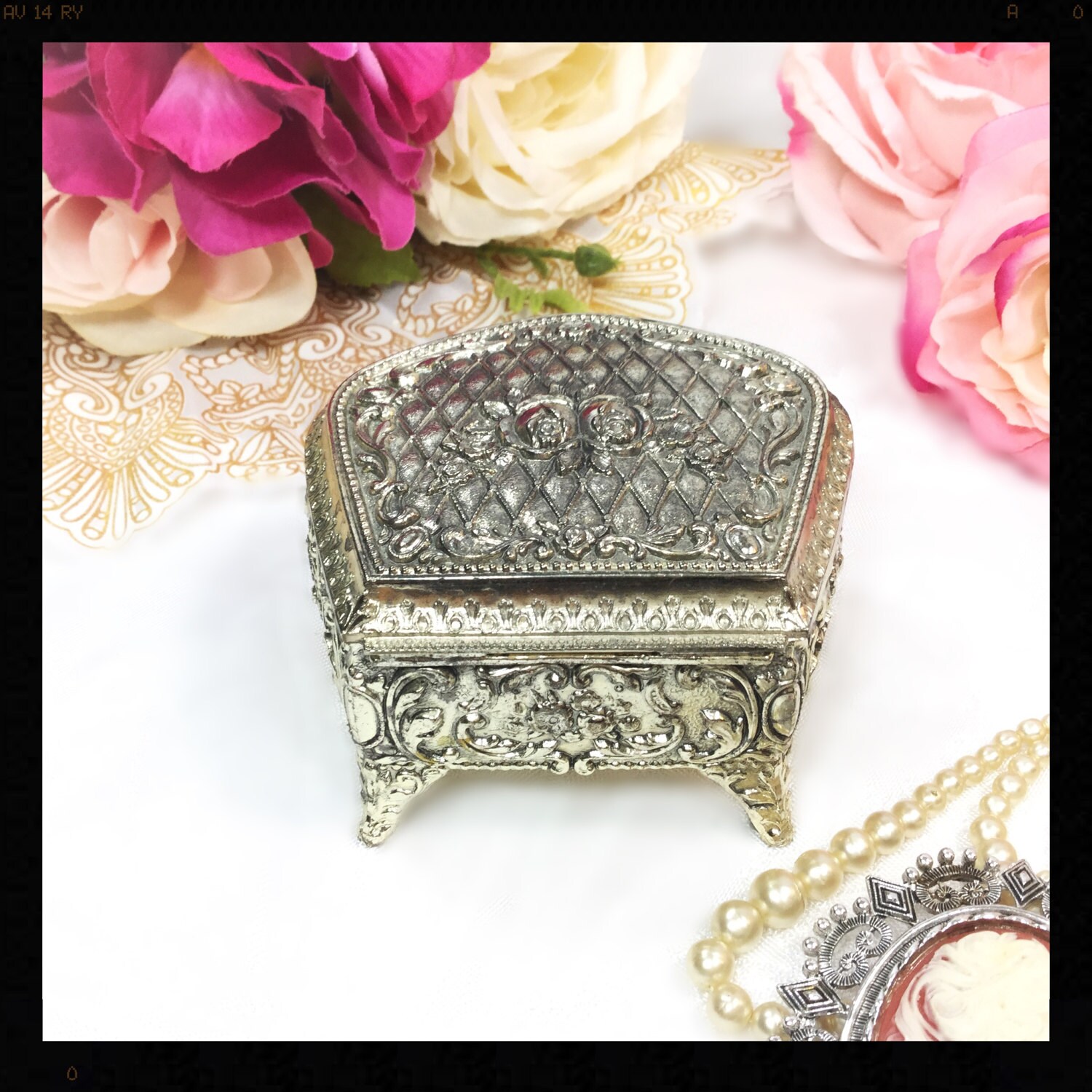 Red Lined Silver Trinket Box, Silver Jewlery Box, Ring Box, Gift ...