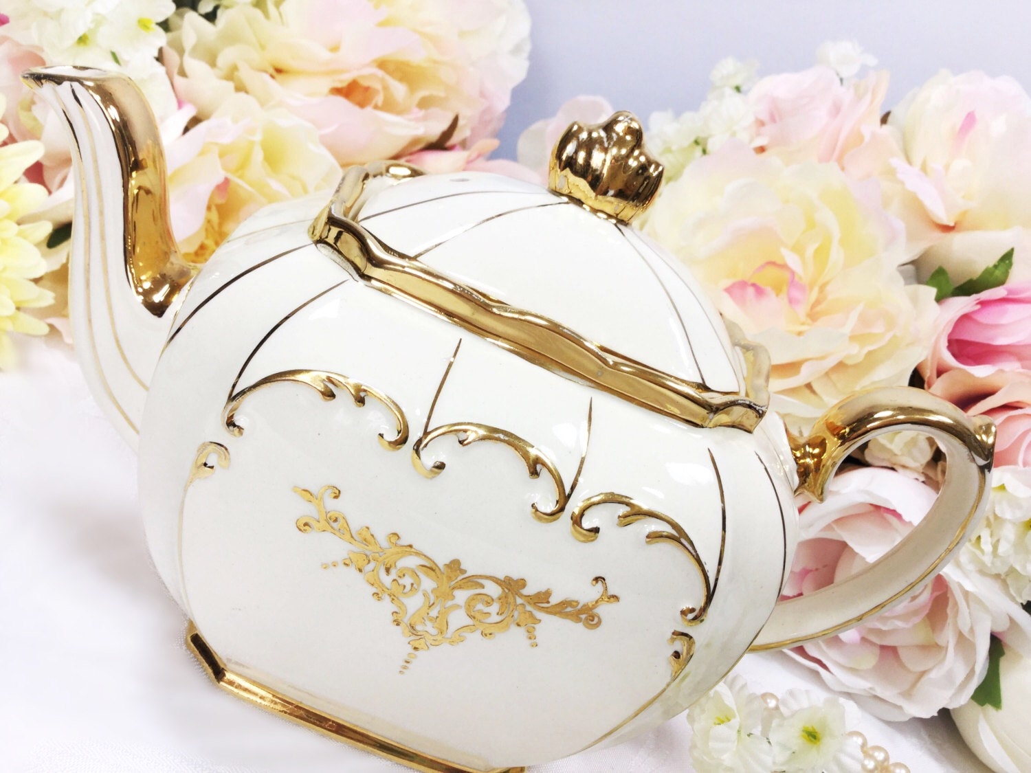 Enchanting Cubed Sadler Teapot, Full Sized English Teapot, Perfect for ...