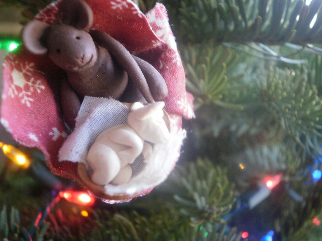 Walnut Creatures Mouse and Baby Mouse - Etsy
