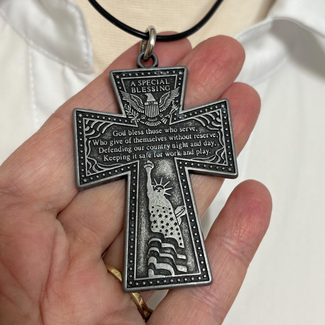 CAMCO Pewter Cross Pendant: Religious Patriotic Gift on 16" Rubber Cord ...