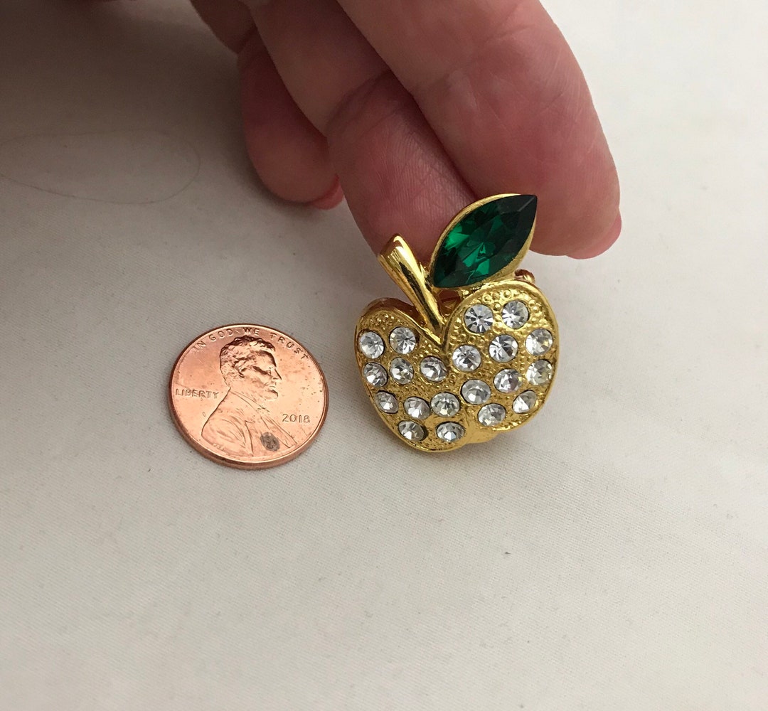 Apple Lapel Pin. Rhinestone Gold Tone Hat Lanyard Bookbag Vest ...