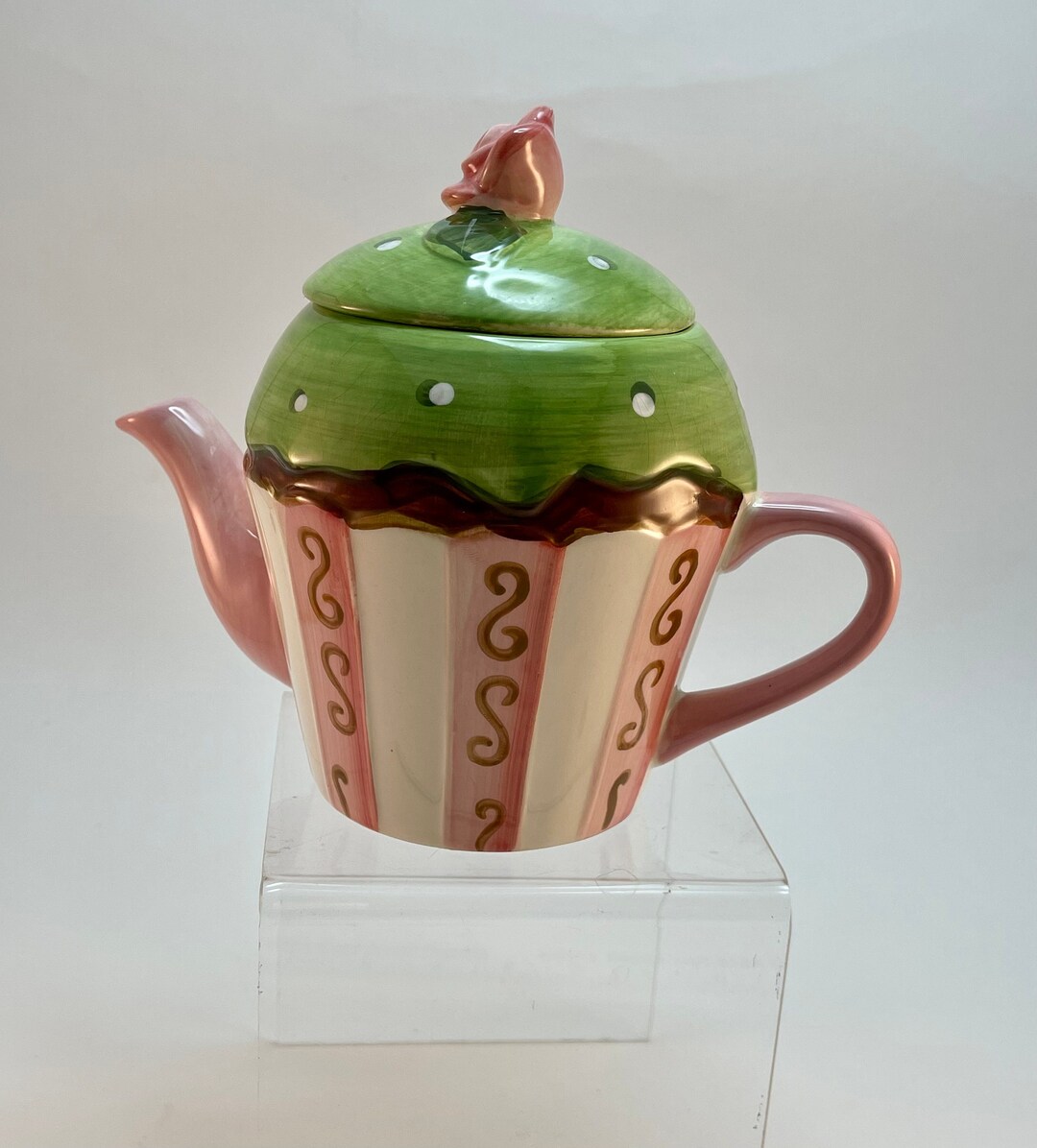 Cupcake Teapot by Home Essentials and Beyond. Yummy Collection - Etsy