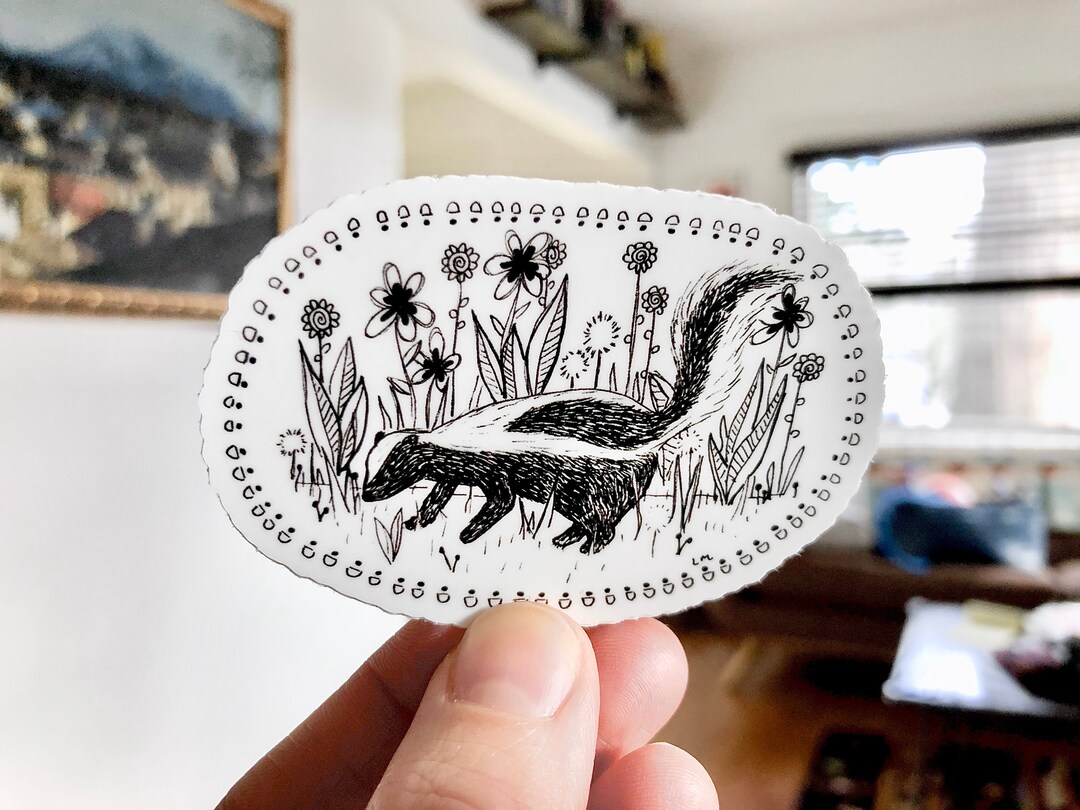 Skunk Vinyl Sticker / Skunk Gift / Cute Animal Sticker / Black and ...