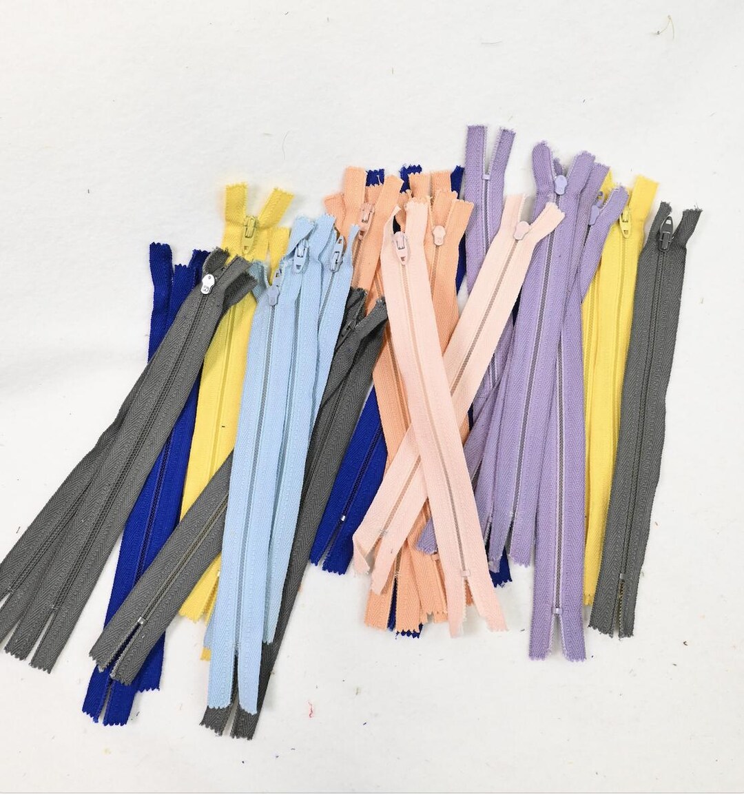 Bundle of 30 X 7" Vintage 1970's Plastic Nylon Poly TALON Zippers - Etsy