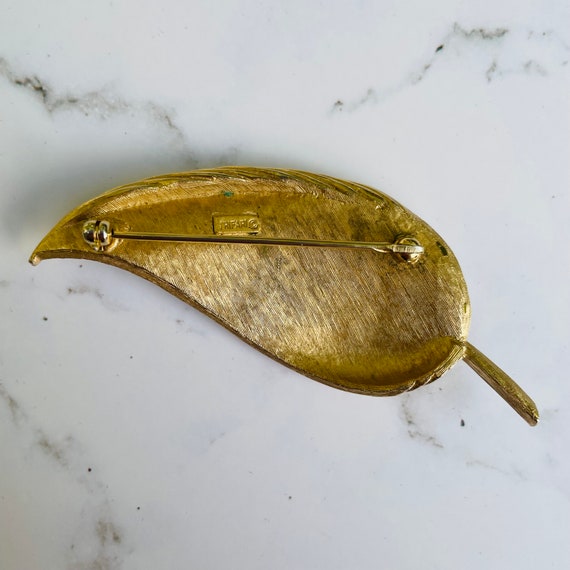 Vintage Trifari Gold Tone and White Enamel Leaf Brooch - Gem