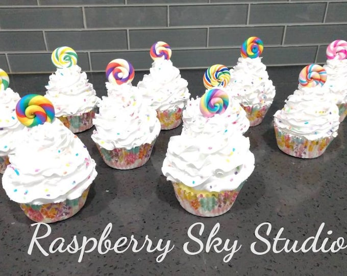 Fake Cupcake Faux Cupcake Single or Set of 3 Lollipop - Etsy