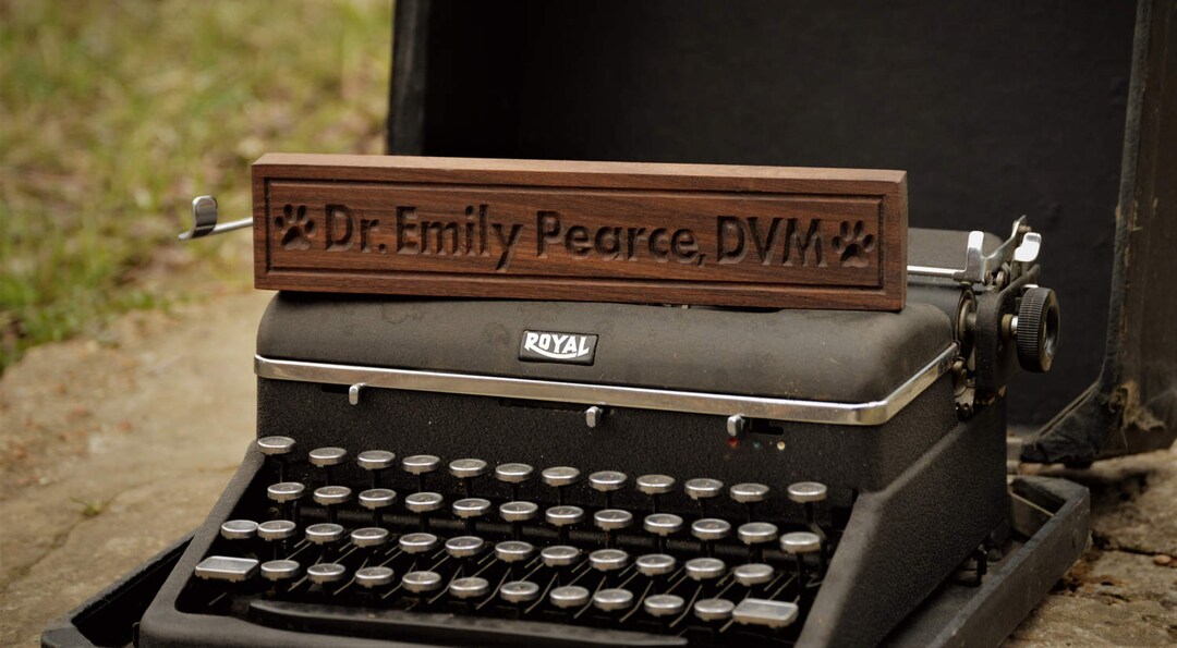 Veterinarian Gift Desk Name Title Sign Vet Gift Vet Graduation Vet Tech ...