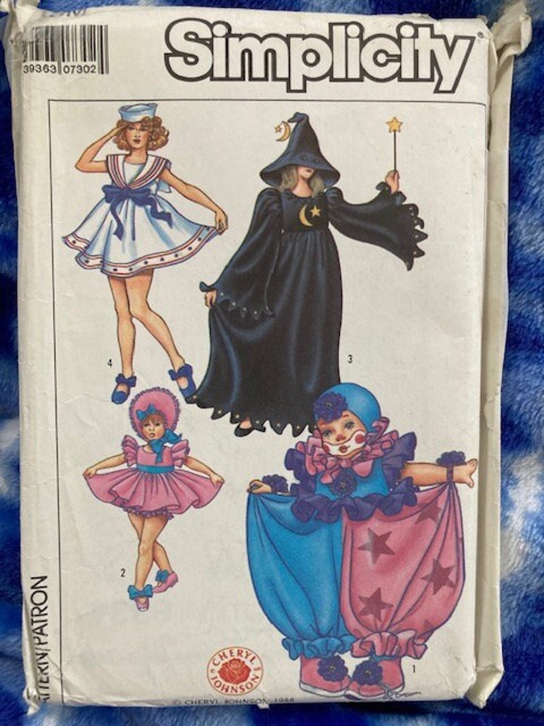 UNCUT 1988 Simplicity Pattern 8834 - Little Girls Costumes, Sizes 21-23 ...