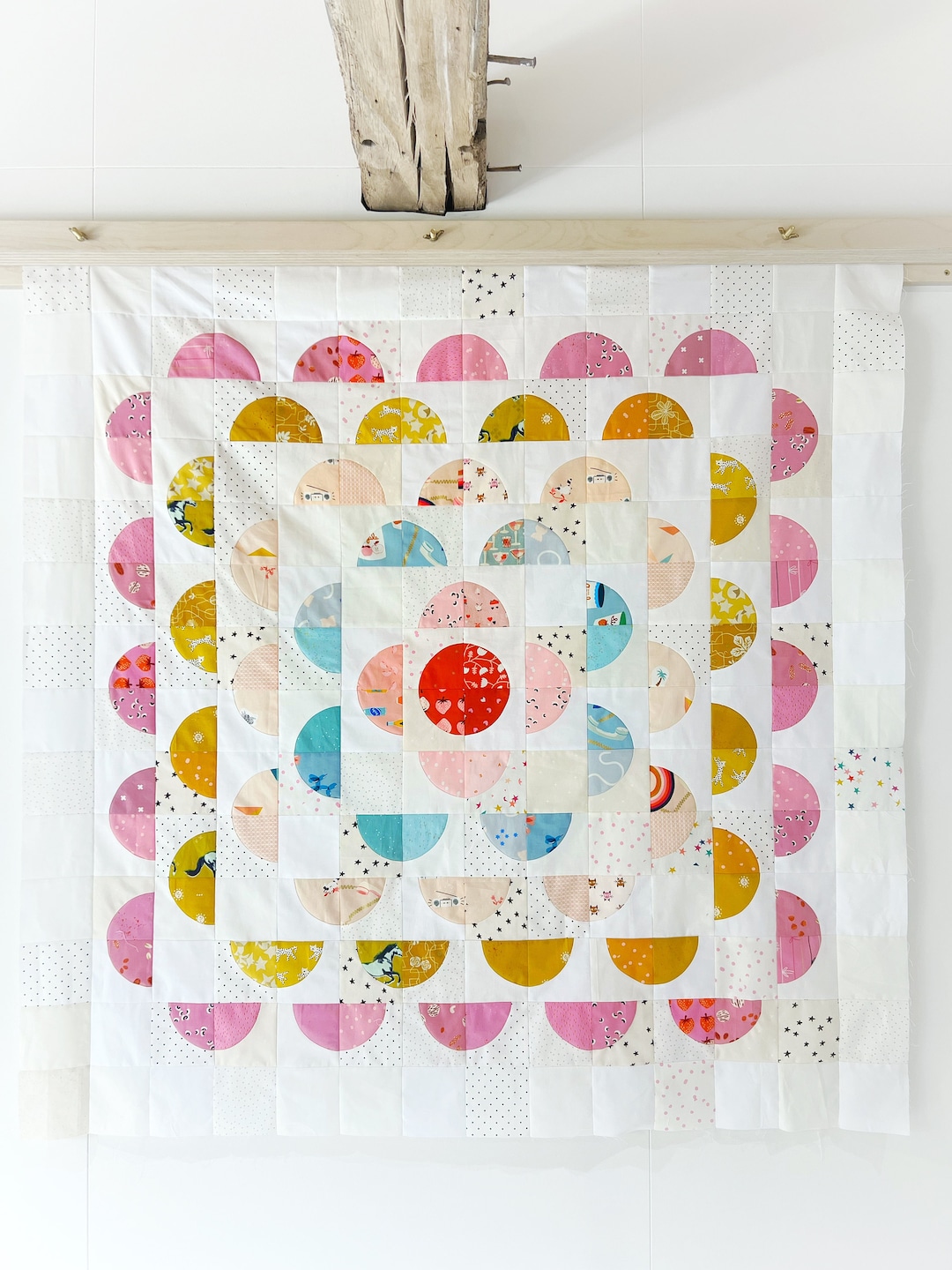 Luna Spring - a Modern Curves Quilt Pattern - Etsy