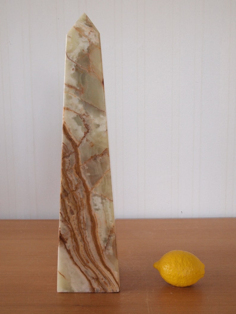 Vintage LARGE ONYX OBELISK 18" Agate Chalcedony Marble Stone Monument ...