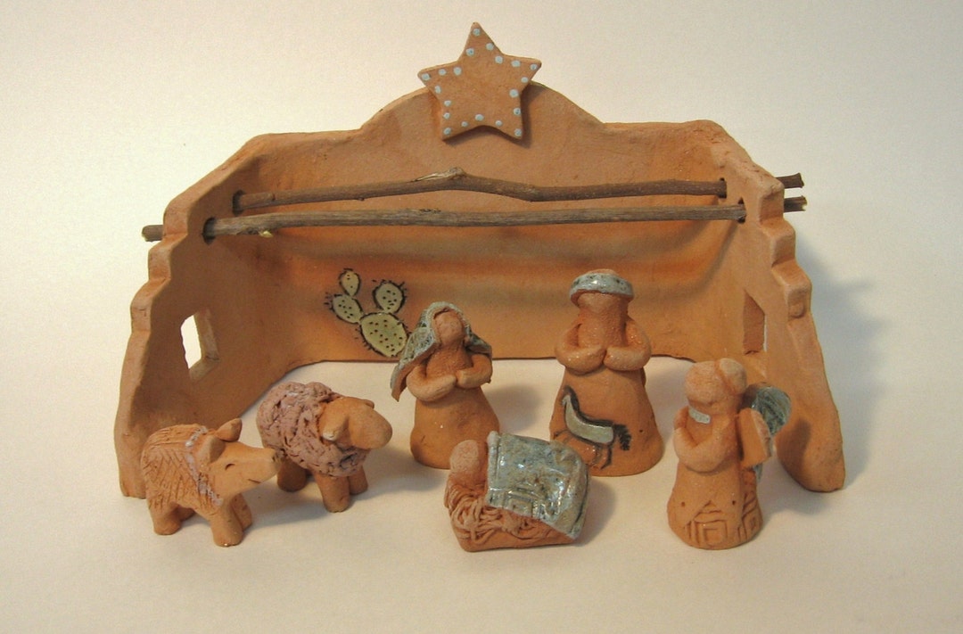 Sedona Nativity Set: Handmade Terracotta Creche With 6 Figures and ...