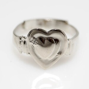 Silver Sweetheart Ring - Etsy