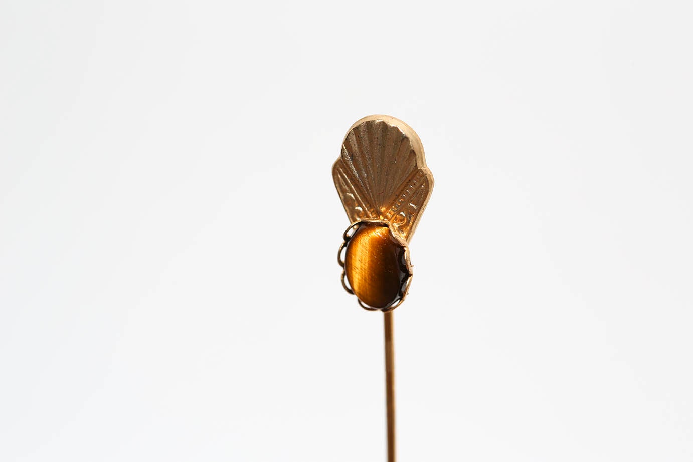 Tiger Eye Shell Stick Pin