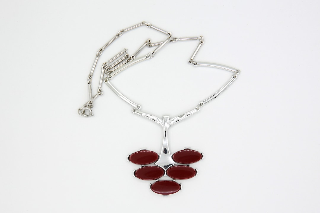 Vintage 1979 Sarah Coventry CONTINENTAL Modern Red Pendant Silver Tone ...