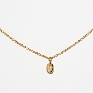 Caged Pearl Necklace - Etsy