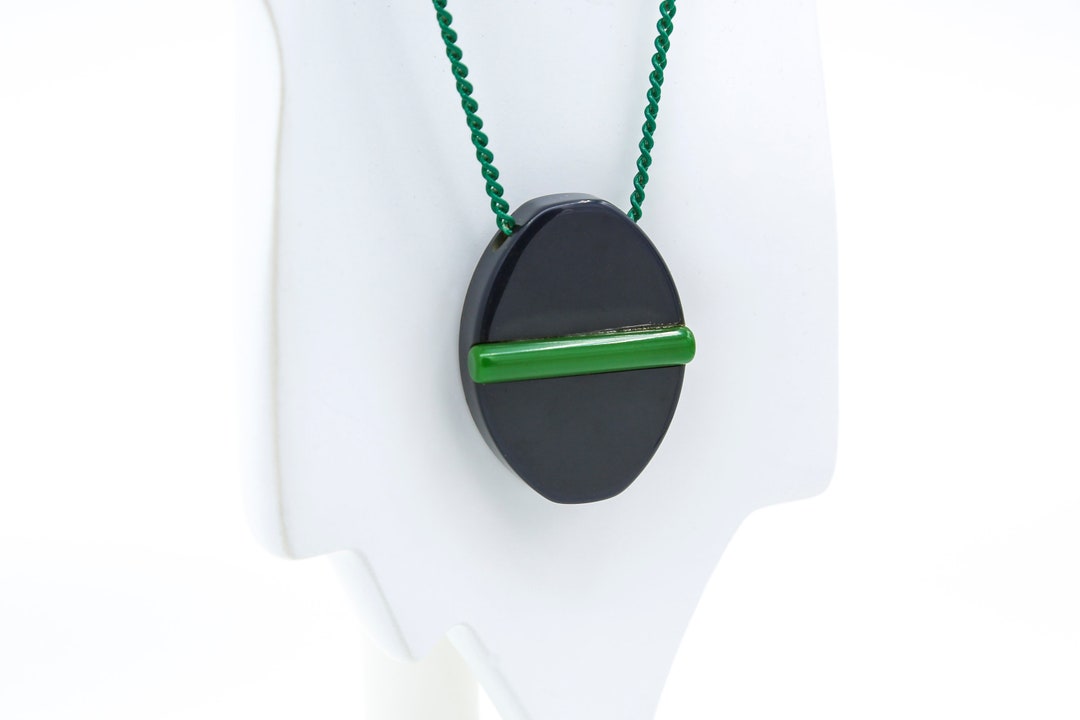 Geometric Bakelite Necklace NOS Vintage Plastic Green Navy Blue Pendant ...