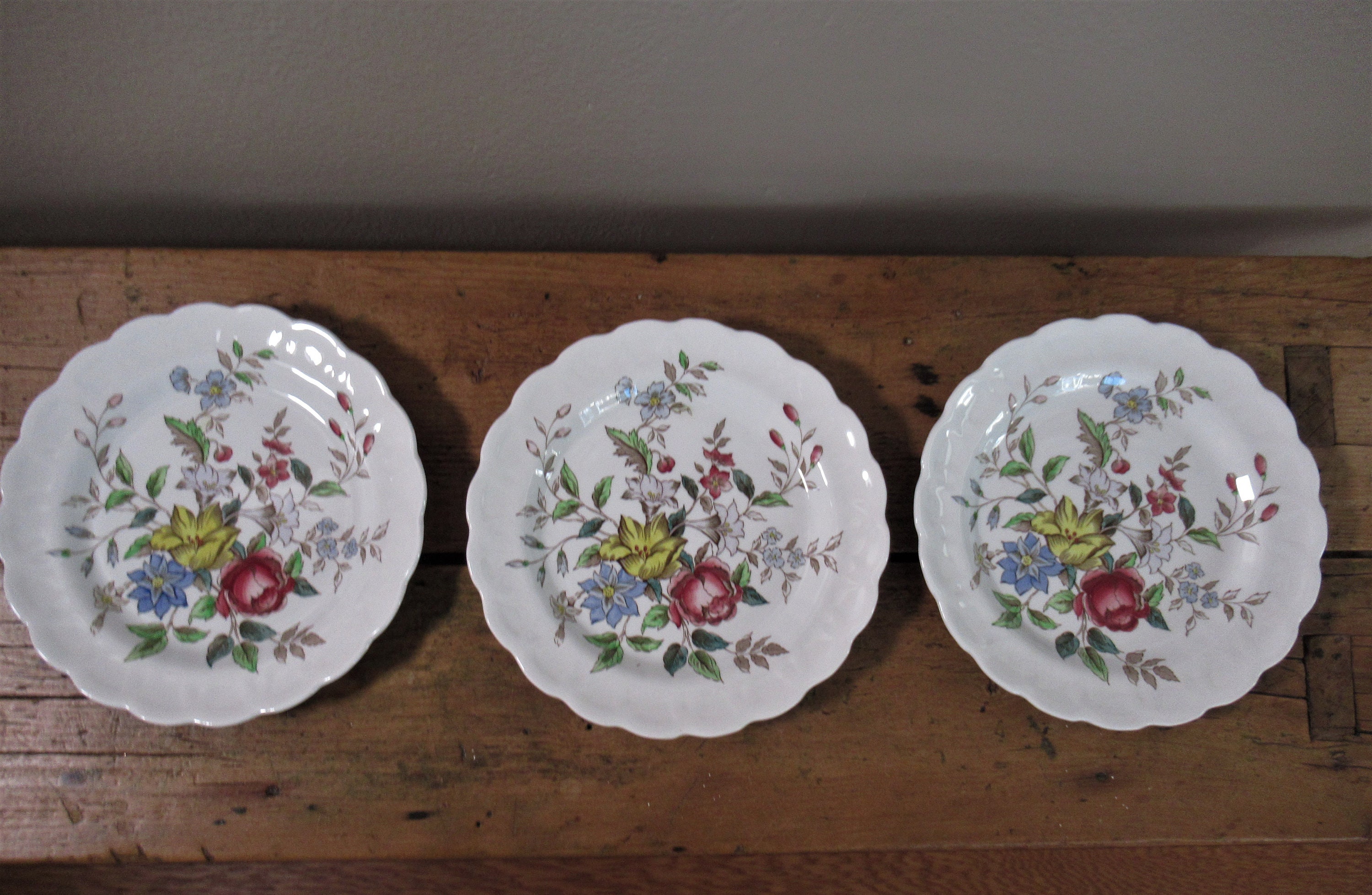 3 Vintage Booths flowerpiece Floral Salad Plates 7 5/8 Scalloped Border ...