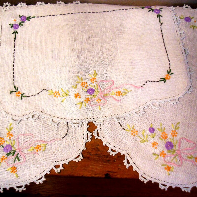 Antimacassar - Etsy