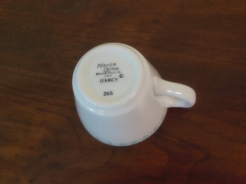 1966 Mayer China Coffee Cup: D'arcy Fleur-de-lis Restaurant Ware - Etsy