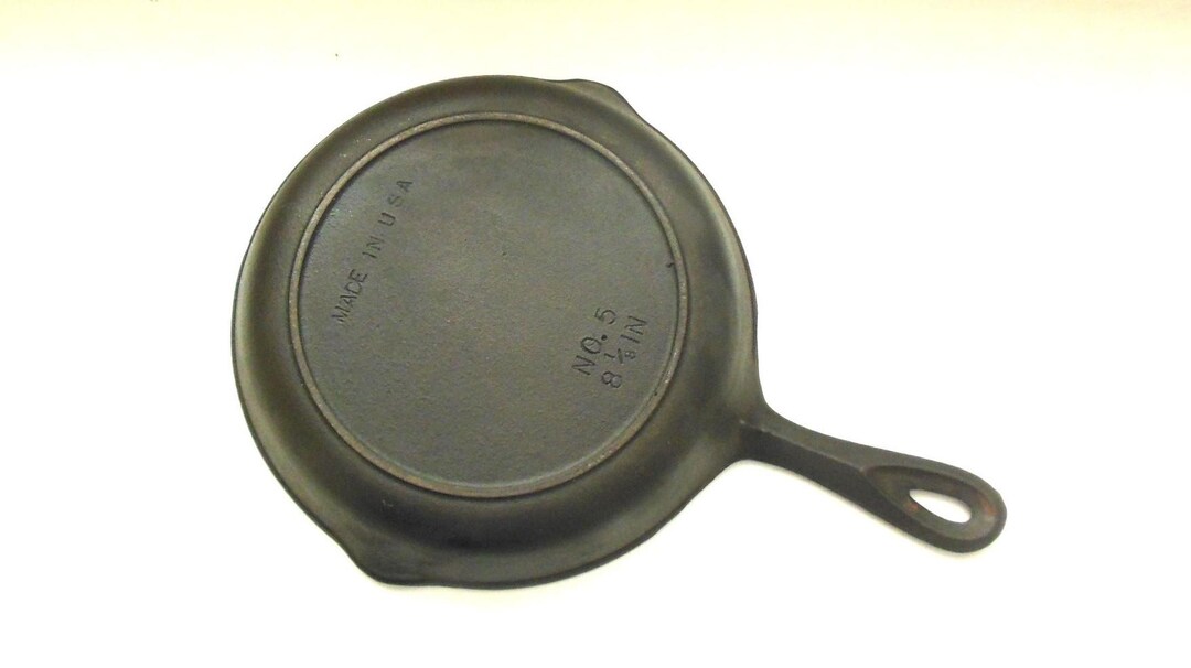 Vintage BSR No. 5 Cast Iron Skillet - Restored & Seasoned - Etsy